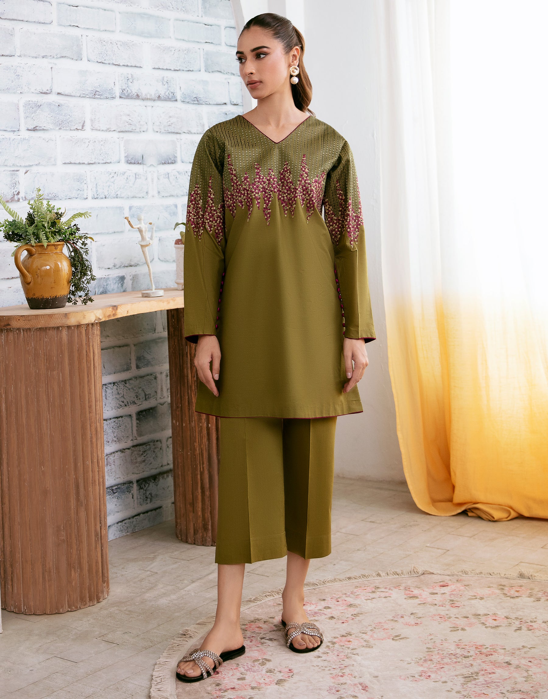 ONYX | 2 PC PRET – Cinq Apparel